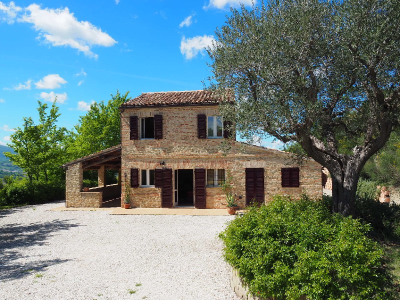Vakantiehuis Le Marche Fratte Rosa | Casa Quadrifoglio Fratte Rosa huren
